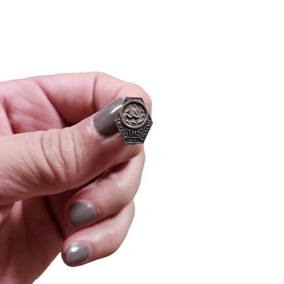 Jewelry | Vintage Pewter Ths Honor Student Signet Pin | Poshmark